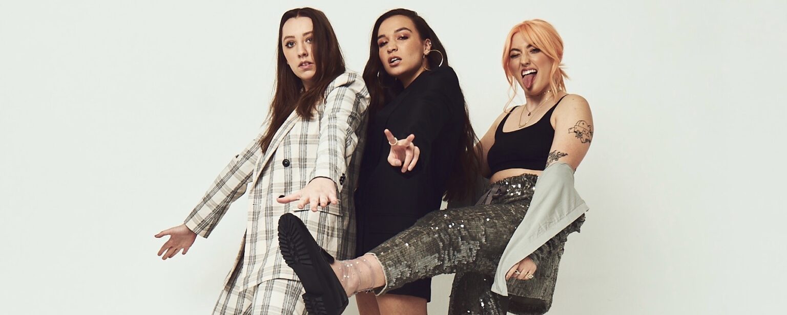 The Unofficial Anthem of 2020 by Avenue Beat - POPSTAR!