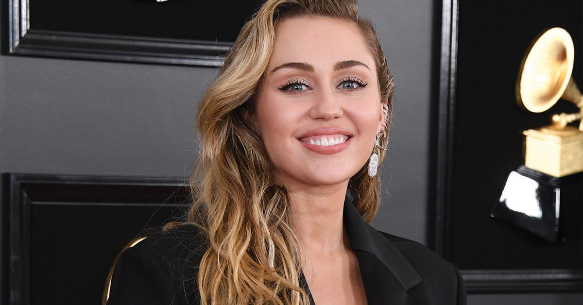 Miley Cyrus Debuts At #1 On Billboard Hot 100 For The First Time - POPSTAR!